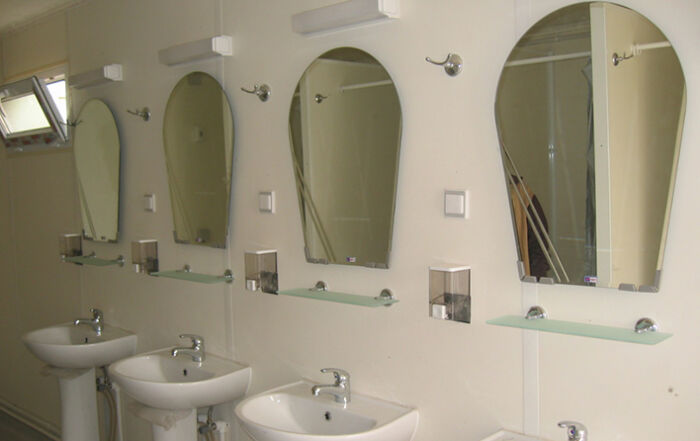 WC and Shower Containers / Iraq – Dorce