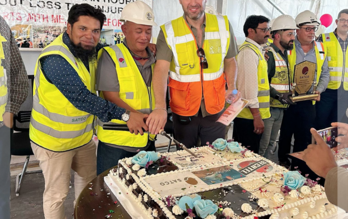 The OXAGON PIONEER CAMP Worker Living City Project in the NEOM Giga ...